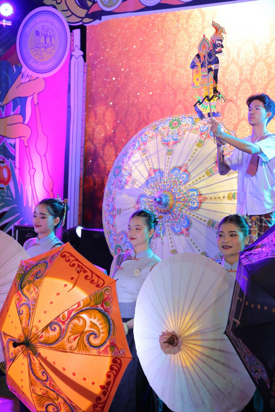 ศิลปะสร้างสรรค์โนราหนังตะลุงกับเอกลักษณ์หลอมรวม 3 วัฒนธรรม พร้อมวง ...